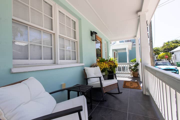 Carysfort Light Suite | 1 Bed, 1.5 Bath Cottage - Key West, FL