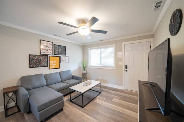 Ov Mosaic - Sienna Suite - Hampton, VA