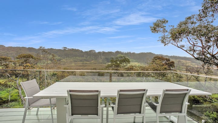 The Olive House Backs Blue Mountains National Park - Leura