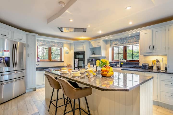 4 Bed In Axminster (Oc-s30365) - Beer