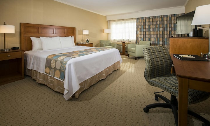 Timeless Retreat Near The Beach - York, ME