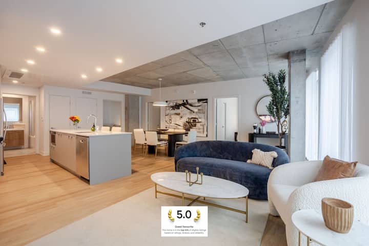 Elegance In The Heart Of Old Mtl|+ Free Parking - Montreal