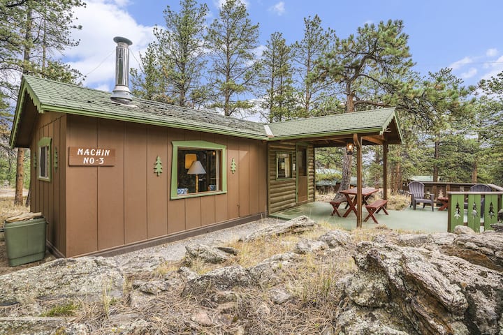 Machin's Cottage #3 - Cottage Life - Estes Park, CO