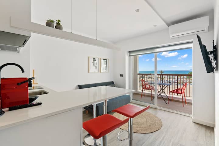 Beachfront Apartment With Sea View Terrace (4) - Empuriabrava