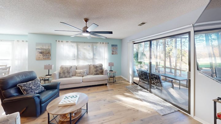 River Creek Golf Condo | Your Ultimate Nc Escape! - Sunset Beach, NC