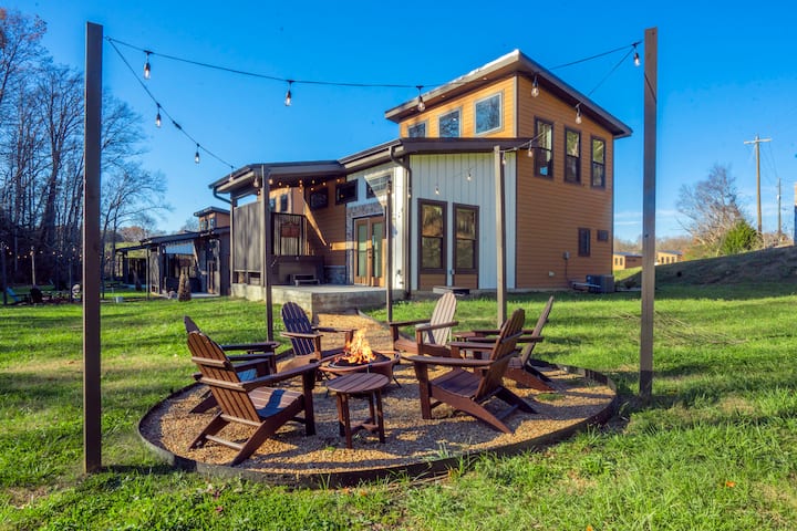 Appalachianescape:h/moon*hottub*wifi*games*firepit - Sevierville, TN