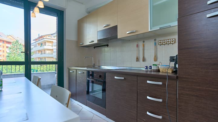 App. 14-accogliente Appartamento Con Balcone - Monza