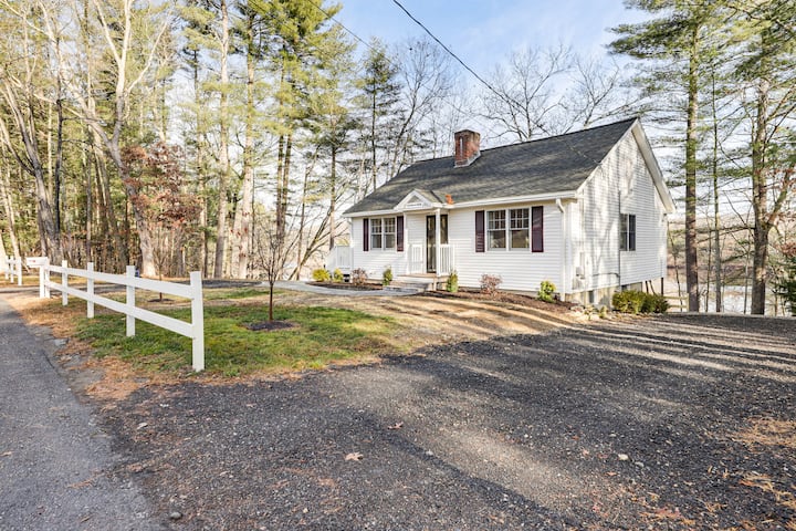 < 3 Mi To Uconn: Peaceful Home On Pine Lake - Mansfield Hollow Lake, CT