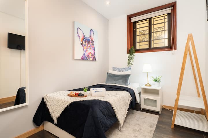 Host Wise -  Charming Cozy Room 5 - Maia