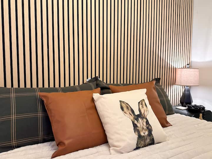 Lux 1br Ski In/out: King+queen, No Sleeper! @Lift - Snowshoe, WV