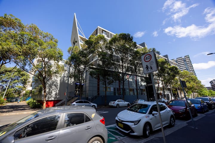 Idyllic And Spacious Apartment Near Trendy Zetland - Moore Park