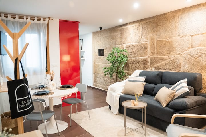 The Silver Flat Vigo - Vigo