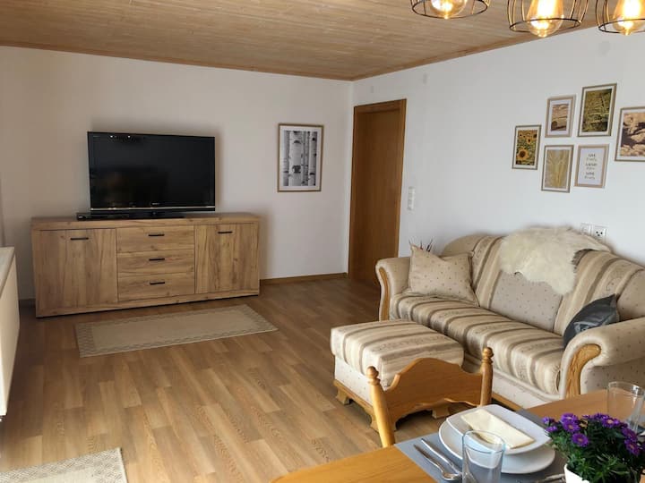Ferienwohnung (100qm) Mit Balkon (Achtlerhof) - Bad Kötzting