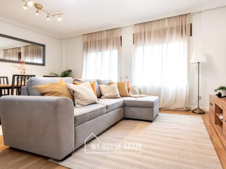 Myhousespain - Flat With Patio In Gascona - Oviedo