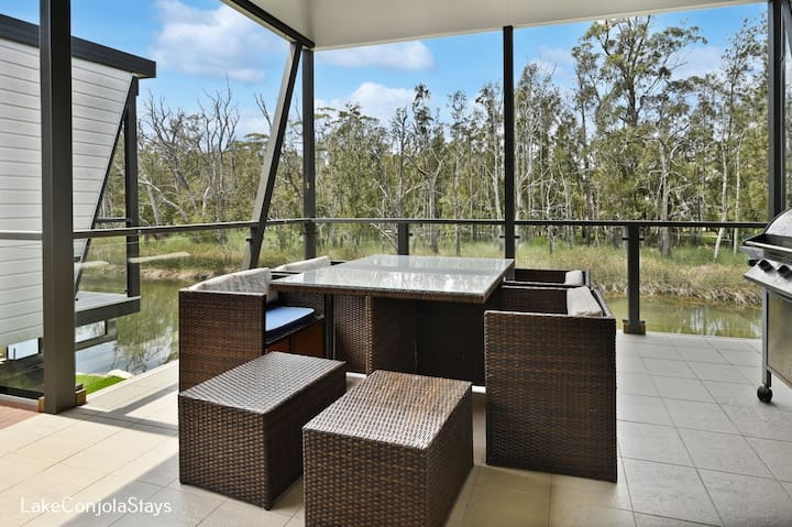 Lake Conjola, Deepwater Resort Cabin 60 - Lake Conjola