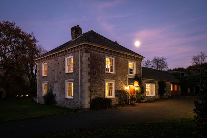 Langston House - Hope Cove