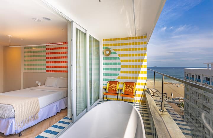 Sea View And Balcony With Bathtub | Q4 - Copacabana