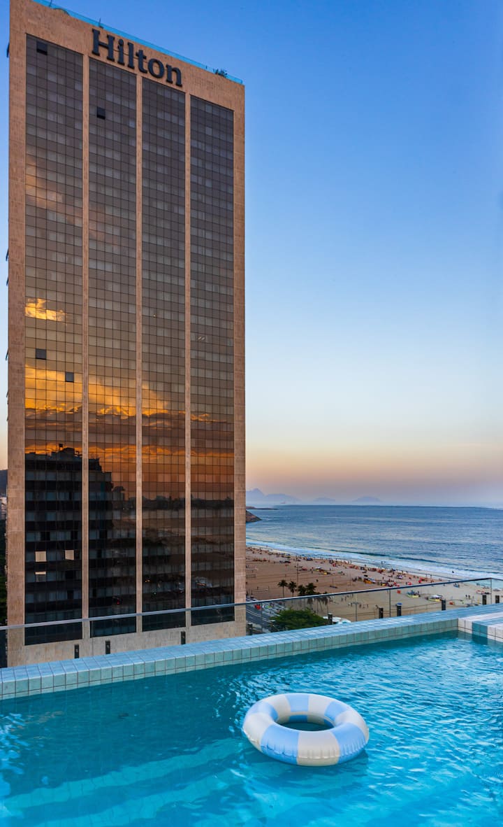 Refuge A Few Steps From Copacabana Beach | Q8 - Copacabana