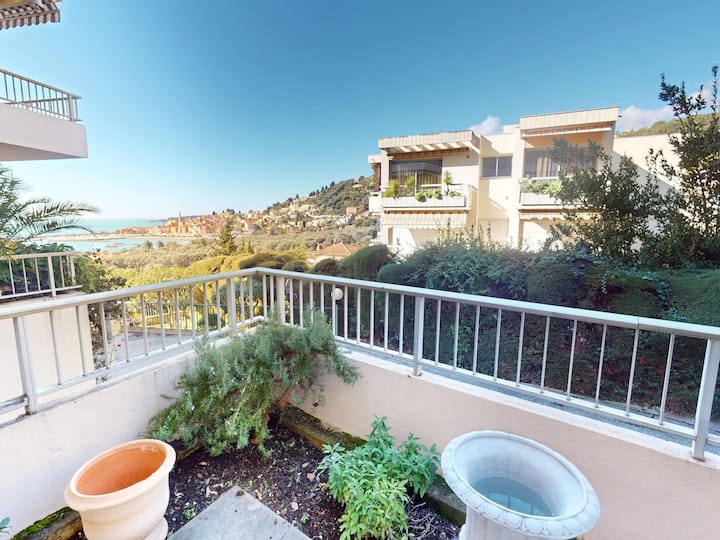 Appartement Menton, 3 Pièces, 6 Pers. - Menton