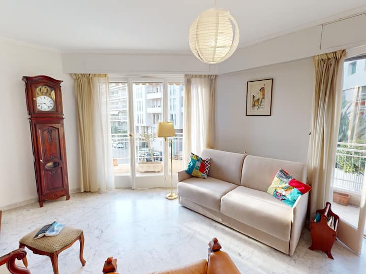 Spacieux 3p Avec Balcon Et Parking à Menton - Menton