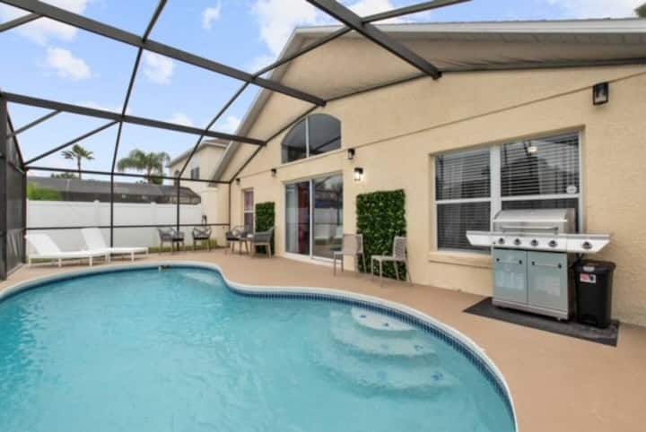 Disney-inspired 4/3 Home+pool W/heat Option - Kissimmee