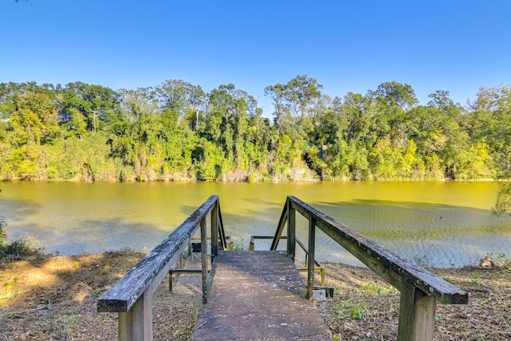Riverfront Fishing: Home In Columbus W/ Grill - Columbus, MS