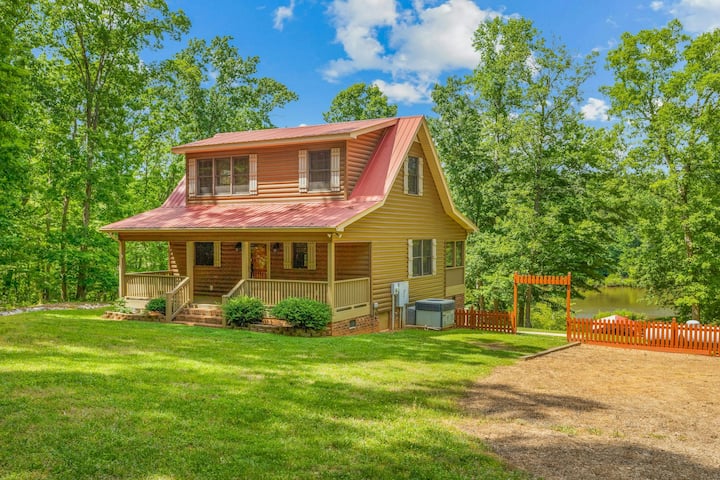 2br Lakefront Cabin With Dock & Remote Work Desk - Lake Gaston