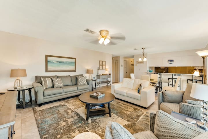 2br Waterview 2nd-floor | Balcony | Pool - Navarre Beach, FL