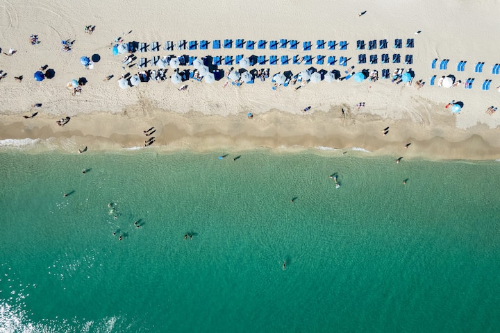Breathtaking Coastal Views - Walk To The Beach - Hallandale Beach