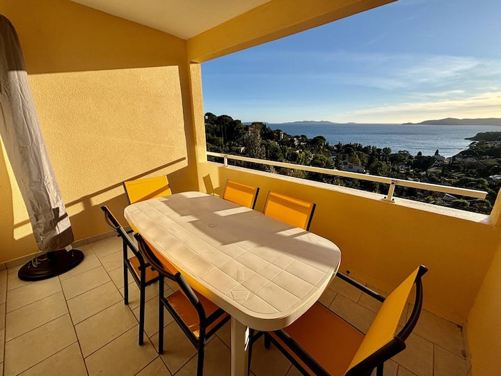 "Laurier" - Vue Sublime Sur La Baie D'aiguebelle - Le Lavandou