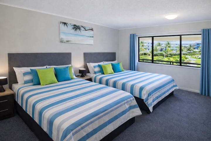 Coastal Breeze Studio-steps From Cbd,stadium&ferry - Townsville