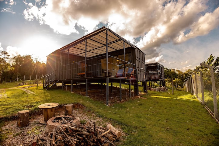 Container With Incredible Views On The Wine Route. - São Roque