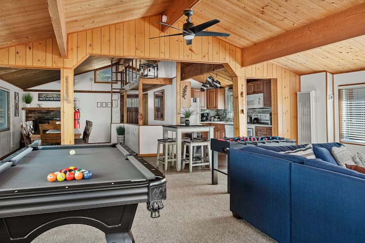 Wild Heart Cabin - Pool Table, Hot Tub, Ev Charger - Big Bear Lake, CA