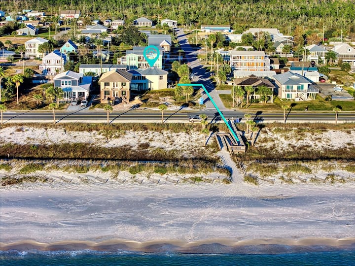 Dog Friendly W/ Gulf View, Elevator, Near Beach - Mexico Beach, FL