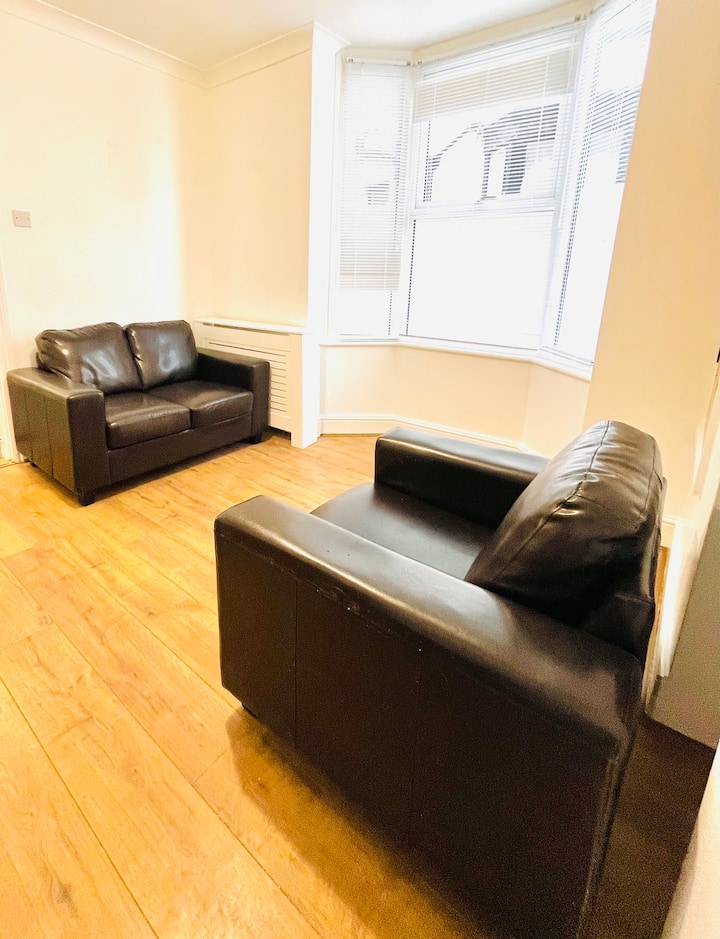 Clarence Road Room 5 - Portsmouth