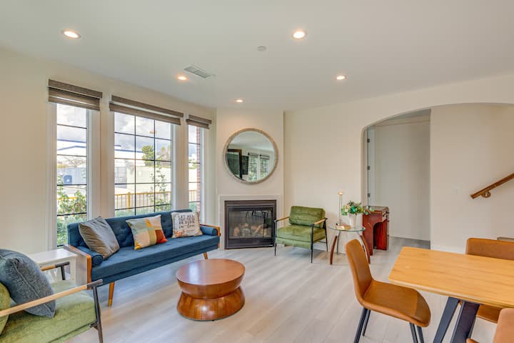 1 Mi To Rose Bowl: Pasadena Home W/ Fenced Yard! - Pasadena, CA