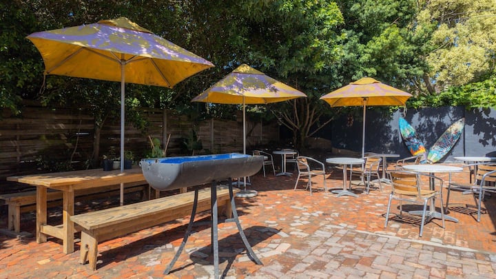 Spacious 5 Bedroom Coastal Retreat In Plettenberg - Plettenberg Bay