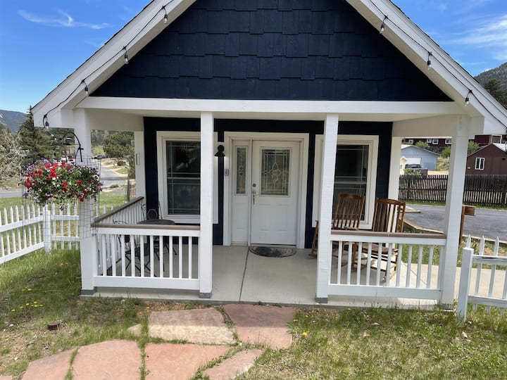Golden Leaf Cottage - Ada - Estes Park, CO