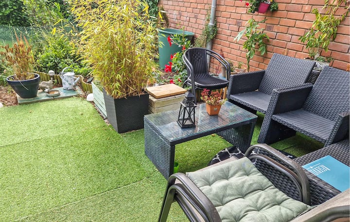 Stunning Apartment In Molfsee With Wifi - Kiel