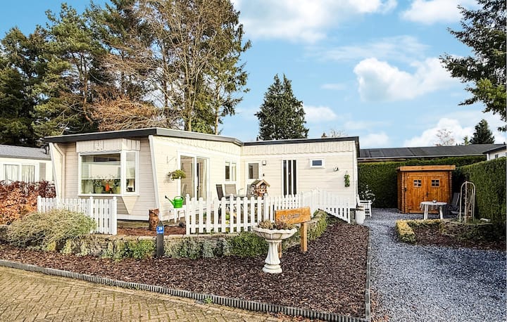 Nice Chalet In Putten - Nijkerk