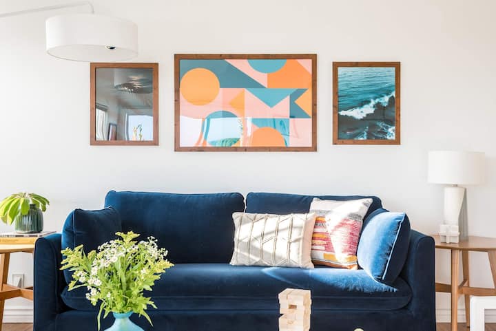 *Walk To The Beach!* | Stylish Coastal Retreat - San Diego, CA