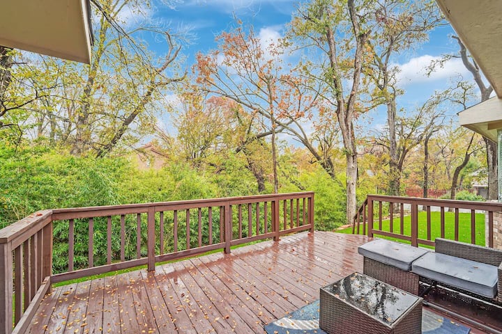 Garland Getaway Retreat - Garland, TX