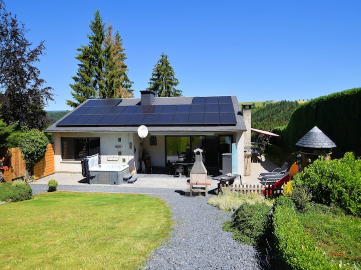 Maison De Vacances Luxueuse Avec Jacuzzi - Houffalize