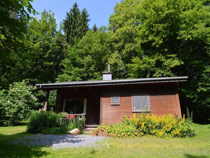 Chalet Forestier Avec éTangs -
