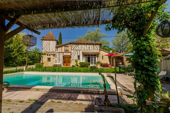 Gîte Le Capricorne Avec Grande Piscine Privée - Lot-et-Garonne