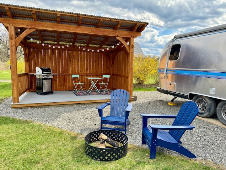 Sweet Vintage Airstream In Flx Wine Country - Seneca Lake, NY