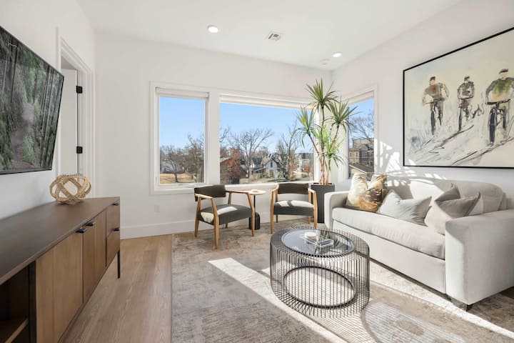 Horizon - Downtown - Gym - Bike Storage - Bentonville, AR