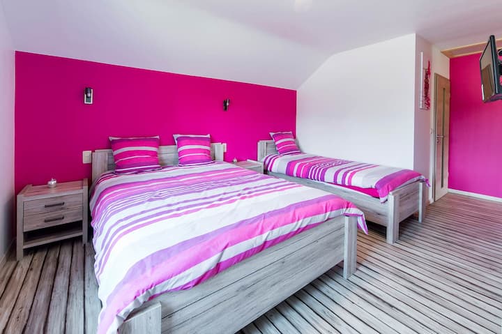 La Chambre D'hôte Rose - Verlaine