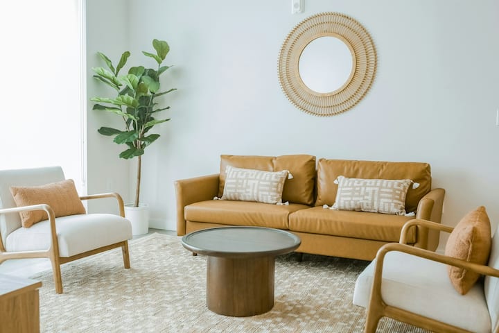 Chic, Dog-friendly 2br With Pool, Gym & Balcony - 邁阿密花園