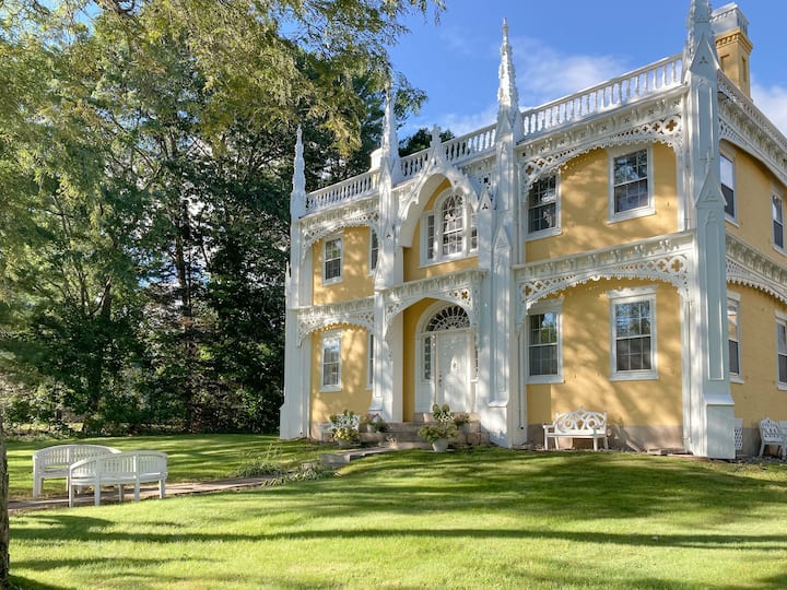 Iconic Wedding Cake House - Kennebunk, ME